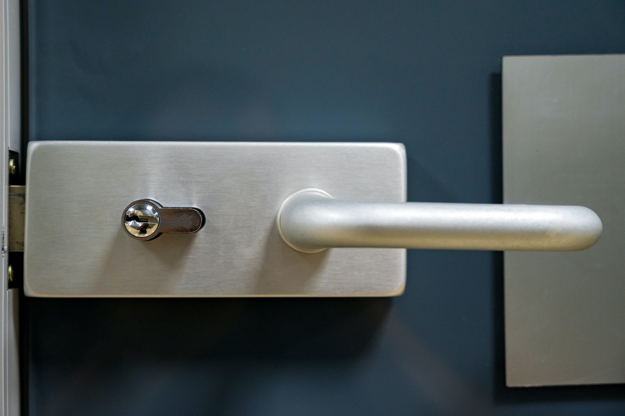 Porte blindée à Nice : comment renforcer la sécurité de votre domicile ...